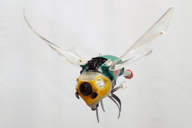 Cyber Bug - Hubcap Creatures